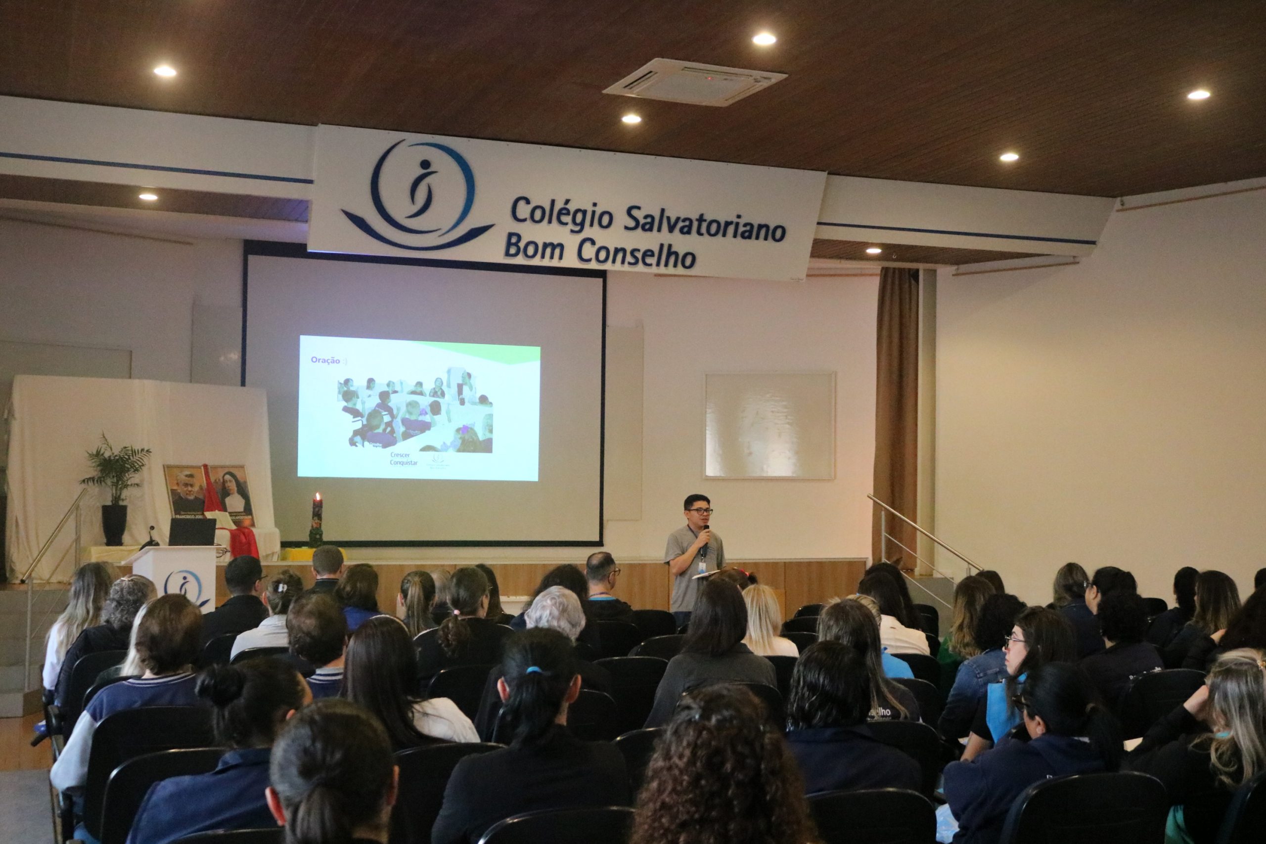 Campanha de Matrículas 2025: Crescer com valores, conquistar com propósito - Colégio ...